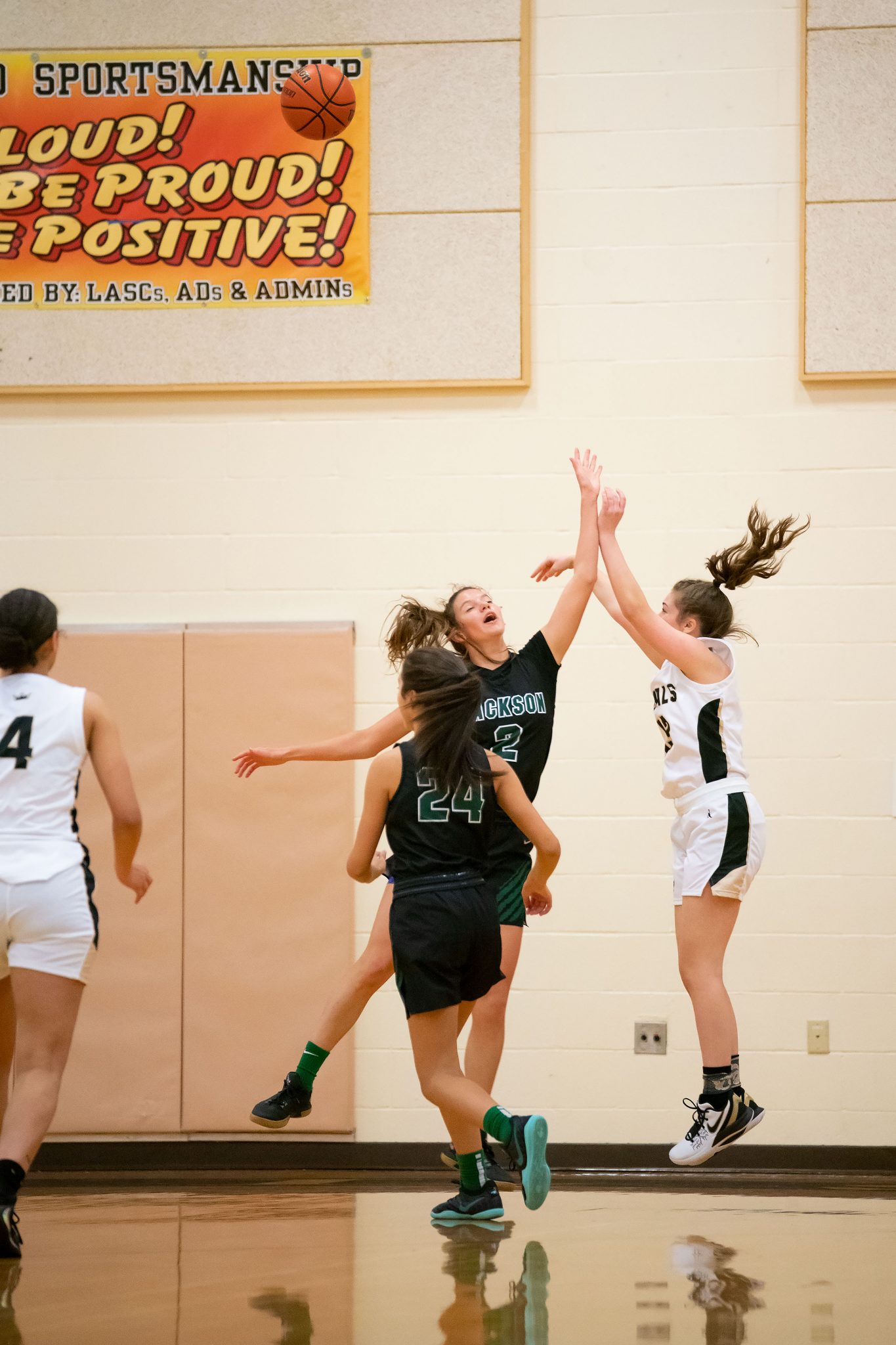 Jackson Timberwolves at Lynnwood High School: Girls Varsity Basketball ...